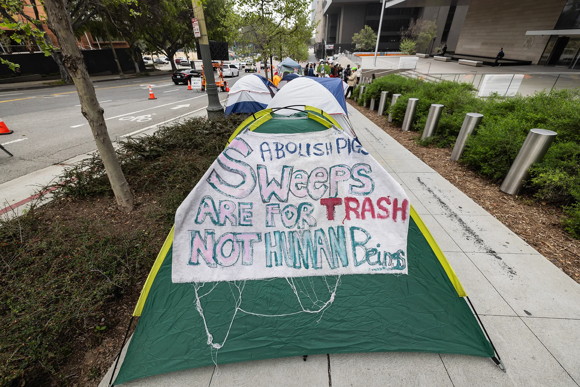 LA CAN CRACK DOWN ON HOMELESS CAMPS - LA Monthly